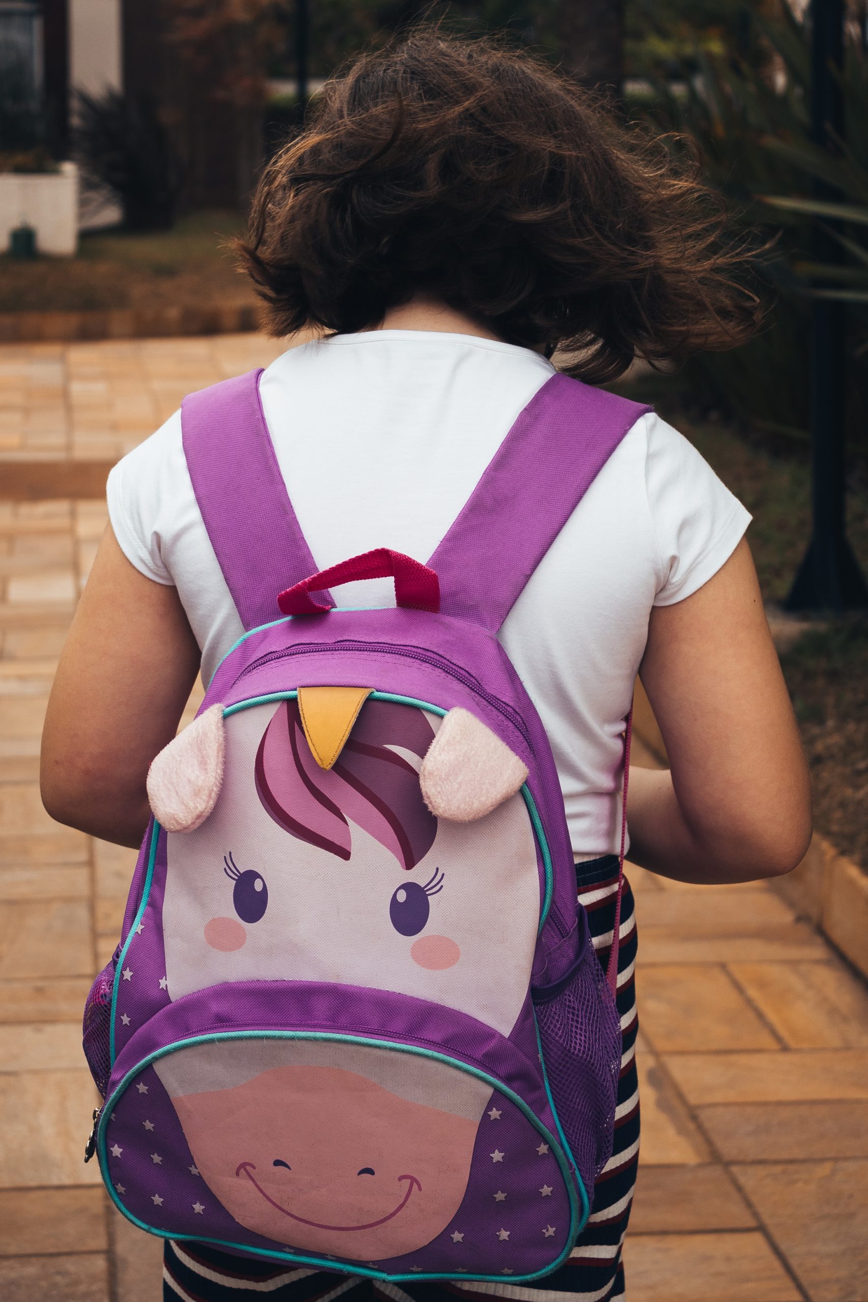 Best Ways to Stop School Backpacks From Badly Affecting Your Kid's ...