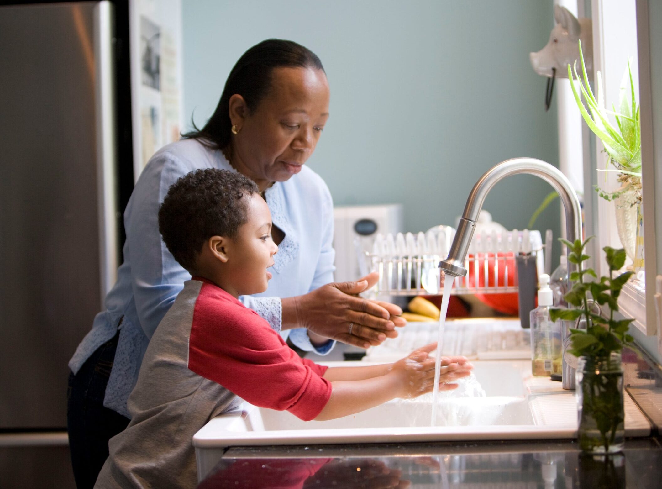 Best Ways to Help Your Kids Develop Good Handwashing Habits ...