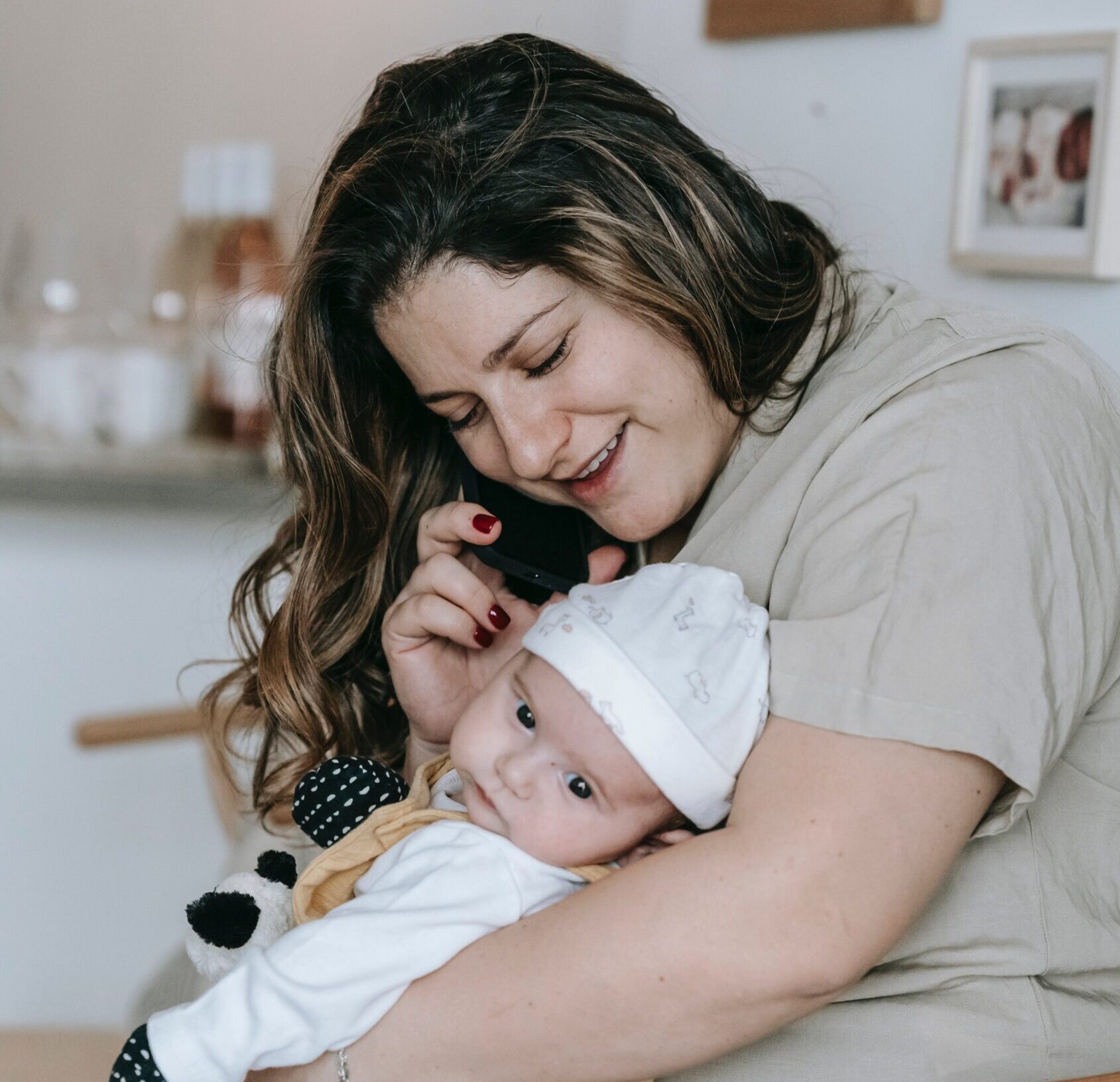 Top 4 Apps That Every Parent Should Have on Their Phone - parentztalk.com
