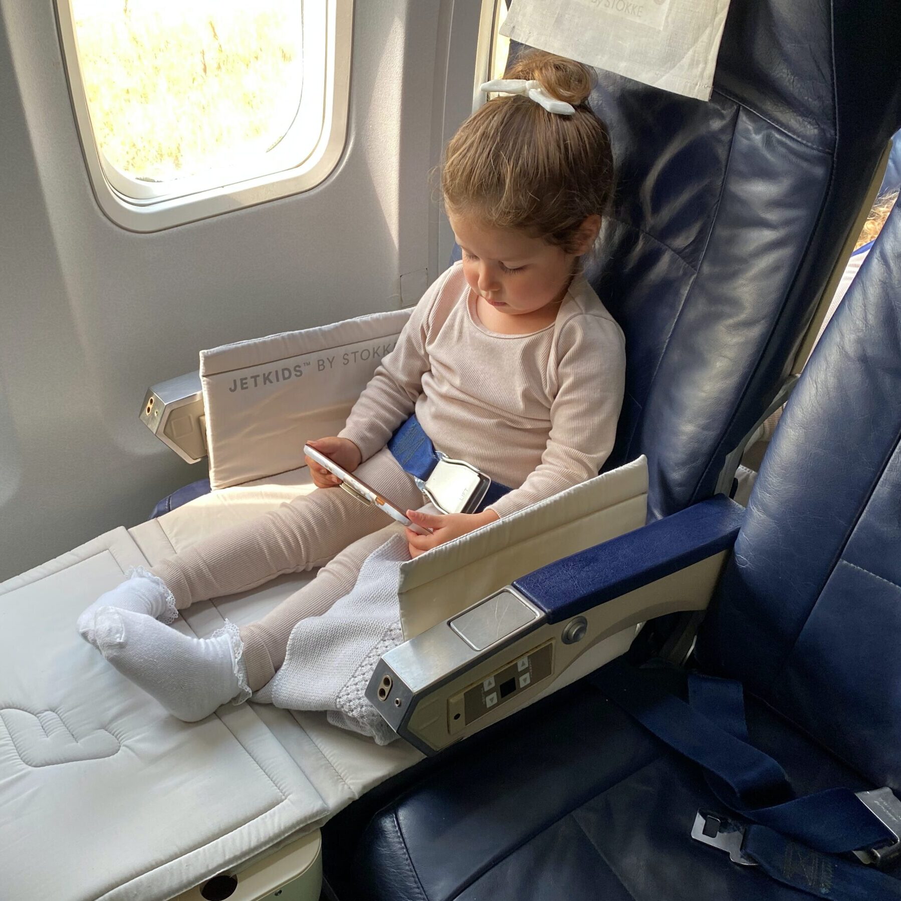 Top Tips for Stress-Free Flights with Kids - parentztalk.com