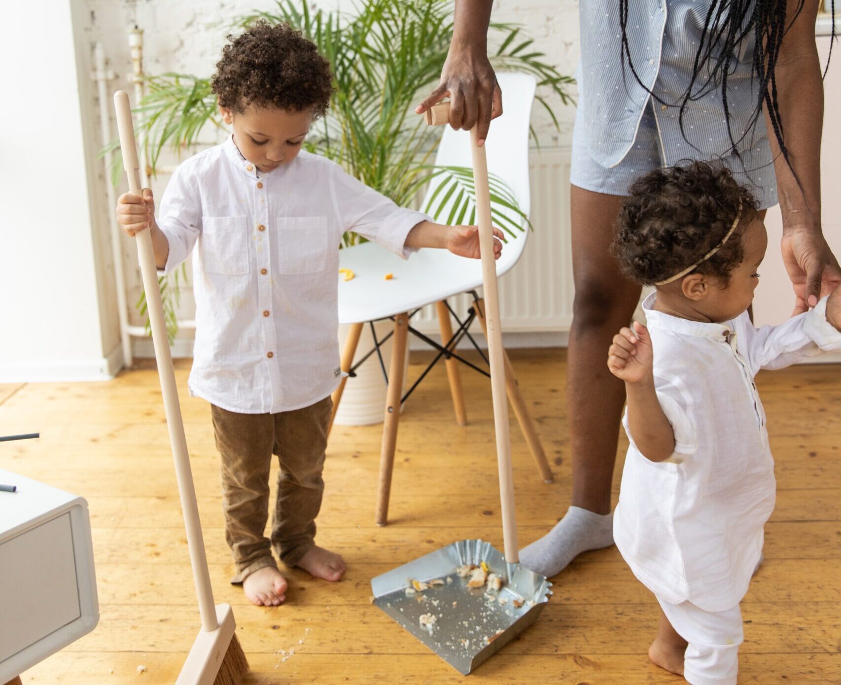 Three Jobs Your Kids Can Help Out With At Home - parentztalk.com