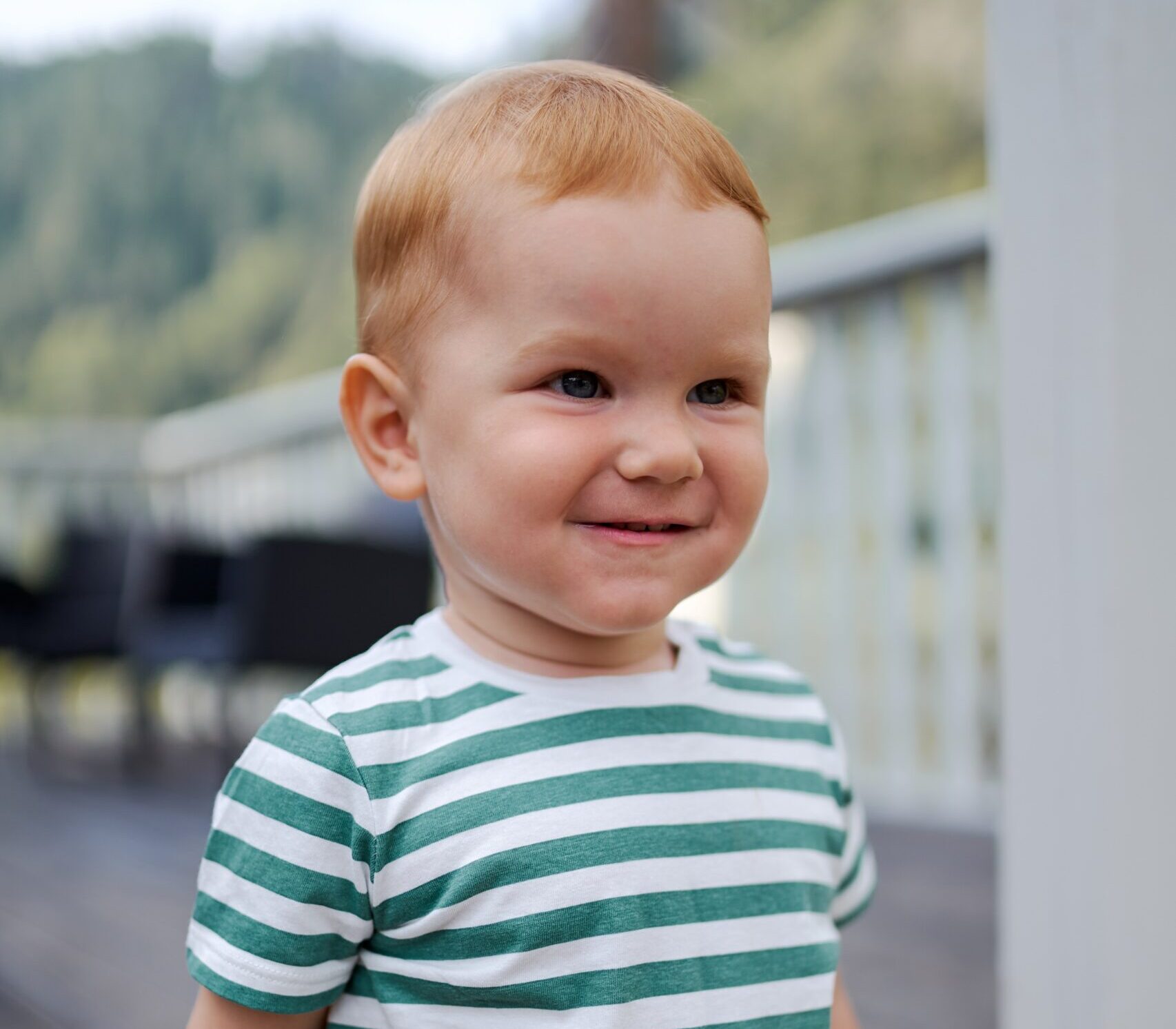 What It Means If Your Baby Stares a Lot - parentztalk.com