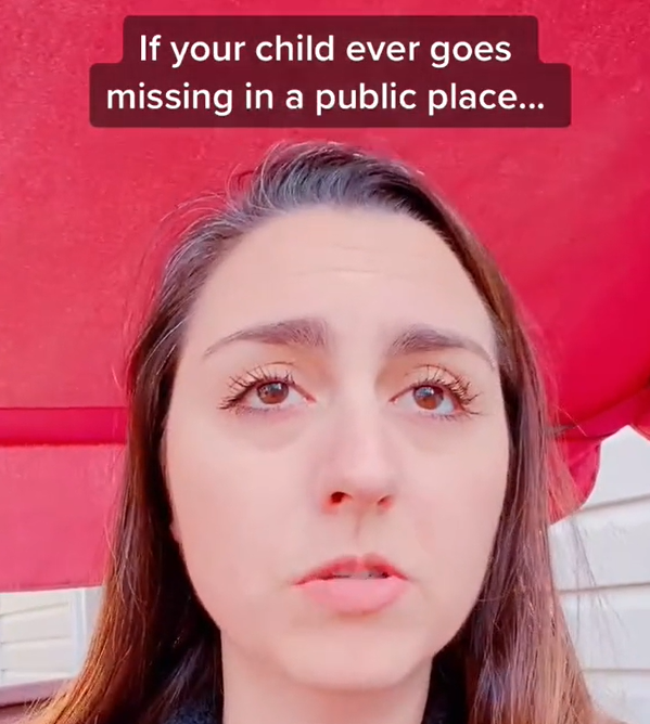 Mom Shares a Super Helpful Tip for Parents Searching for Their Kid in a ...